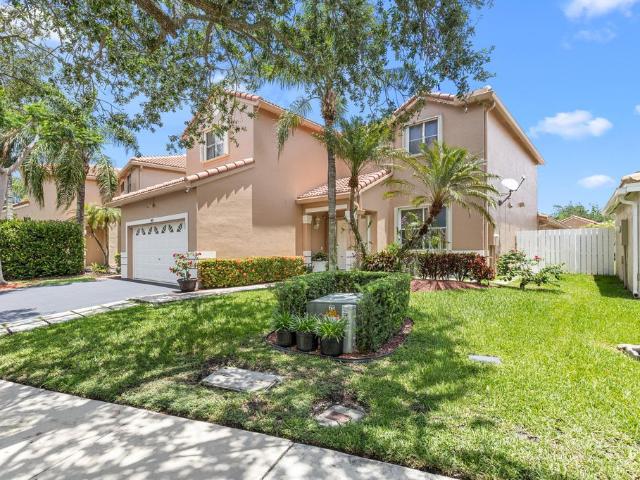 Luxury Villa for sale in Weston, Florida