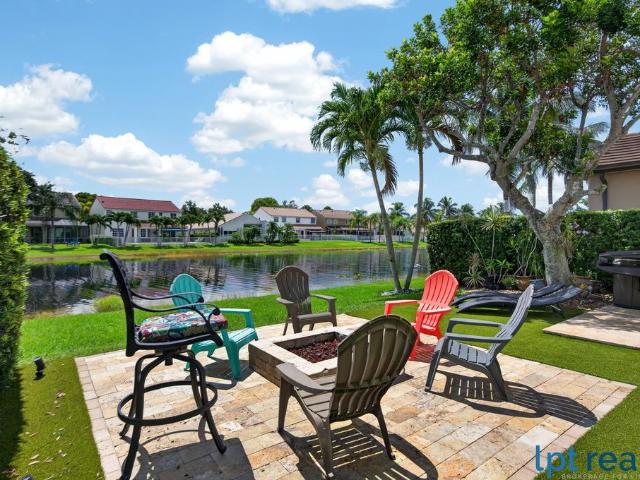 Luxury Villa for sale in Weston, Florida
