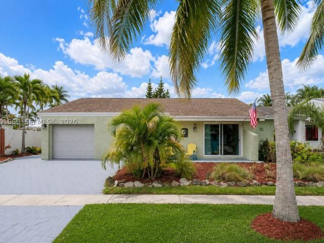Luxury Villa for sale in Weston, Florida
