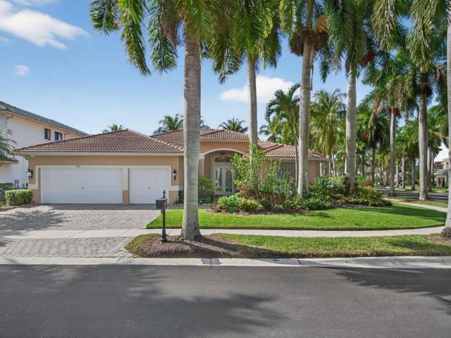 Luxury Villa for sale in Weston, Florida