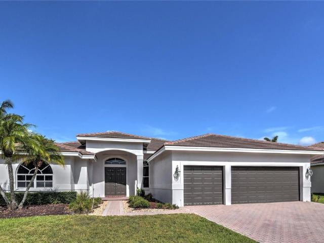 Luxury Villa for sale in Weston, Florida