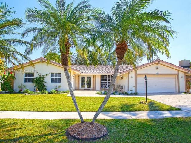 Luxury Villa for sale in Weston, United States