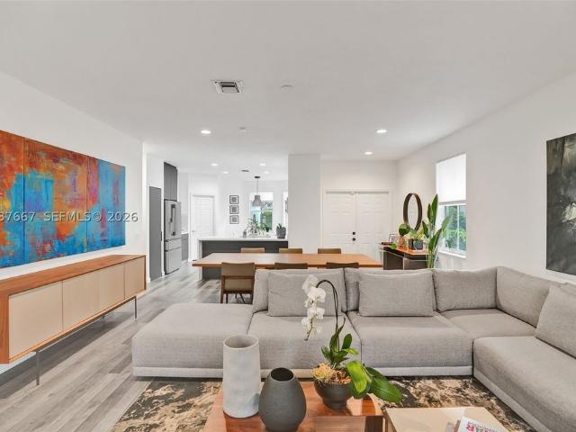 Luxury Villa for sale in Weston, United States