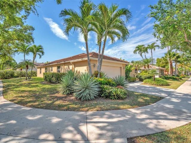 Luxury Villa for sale in Weston, United States
