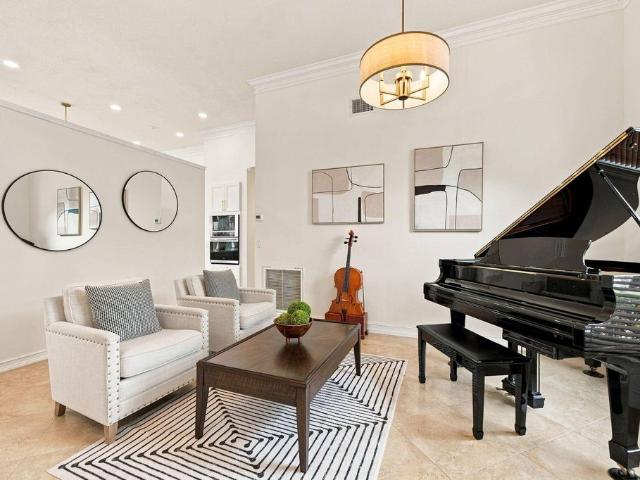 Luxury Villa for sale in Weston, United States