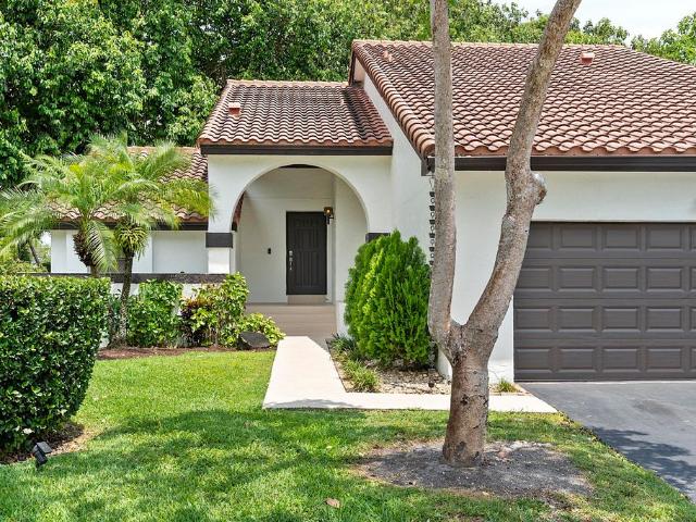 Luxury Villa for sale in Weston, United States