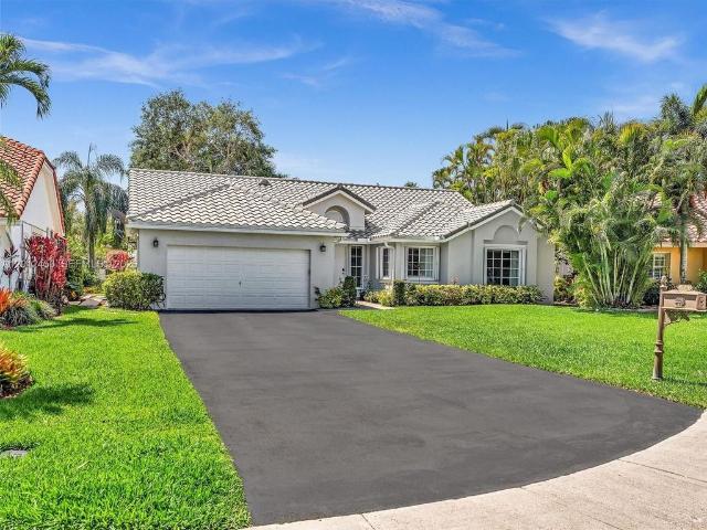Luxury Villa for sale in Weston, United States