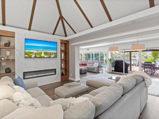 Luxury Villa for sale in Tamarac, United States