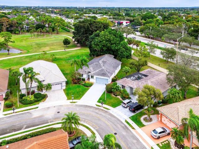 Luxury Villa for sale in Tamarac, Florida
