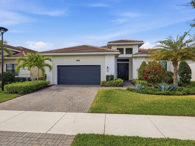 Luxury Villa for sale in The Acreage, Florida