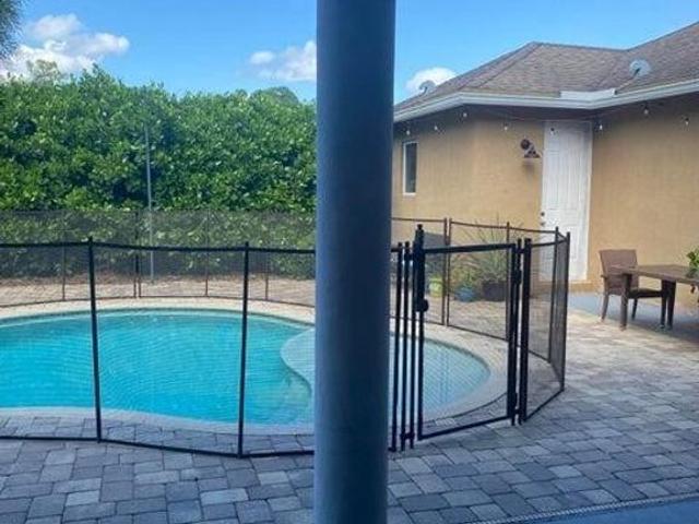 Luxury Villa for sale in The Acreage, United States