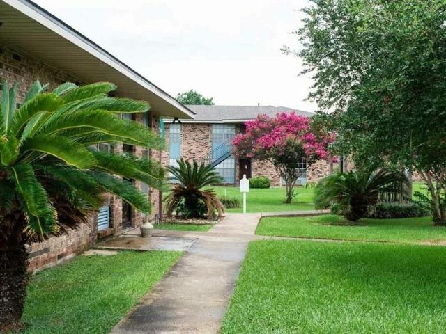 Lux of Lafayette 1 Bedroom Apartment for Rent at 317 Guilbeau Rd, Lafayette, LA 70506