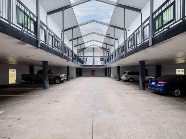 Lux Off Riverwalk 1 Bedroom Apartment for Rent at 425 425 W Taft & 550 S Laclede, Wichita, KS 67213 McCormick