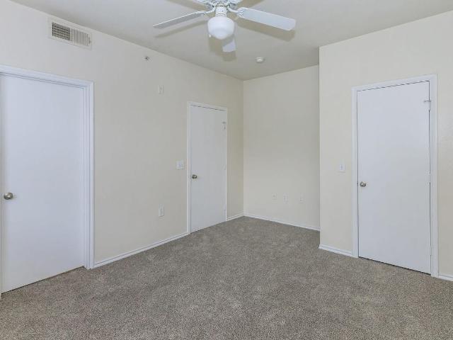 Luxar Villas 1 Bedroom Apartment for Rent at 3110 S Cockrell Hill Rd, Dallas, TX 75236