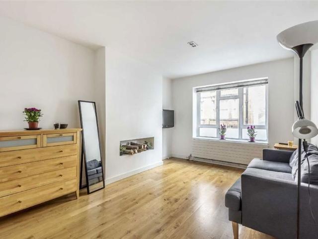 Luxborough Street, W1U, London