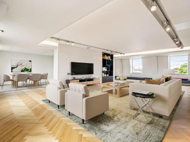 Luxborough Street, Marylebone, London. 3 bed flat to rent £15,167 pcm £3,500 pw