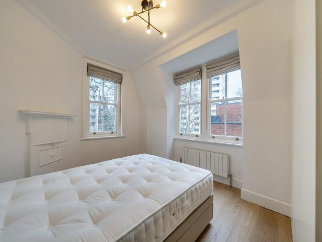 Luxborough Street, Marylebone, London, W1U