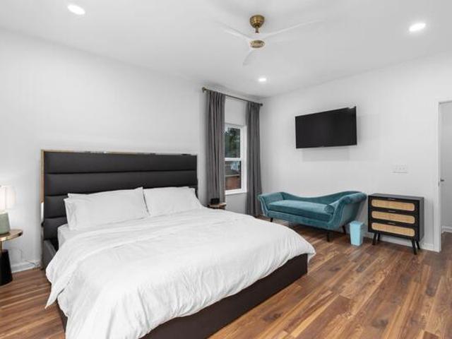 Luxe stay minutes to downtown ATL