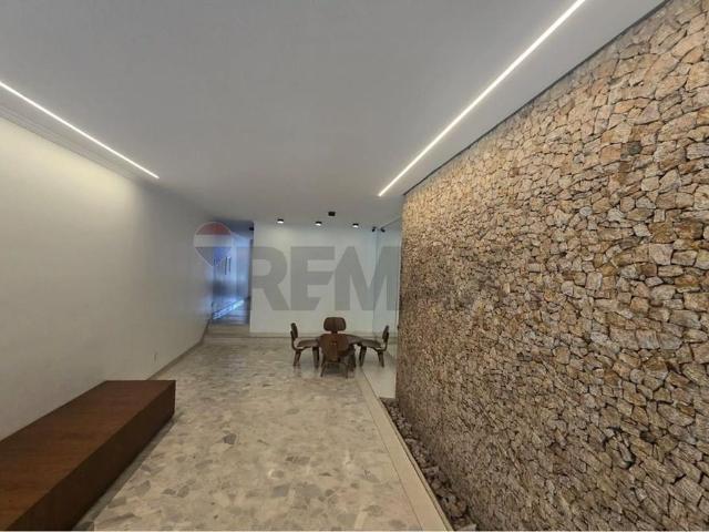 Luxo, Conforto no Jardim América/ Pinheiros– Condomínio Manes Metrô Oscar Freire