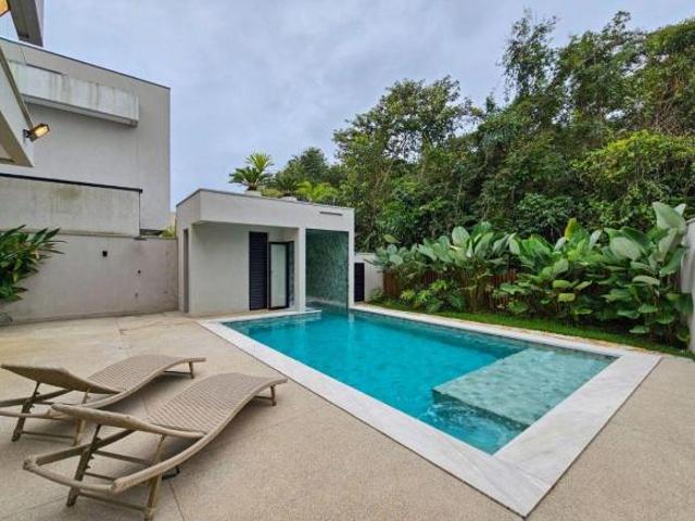 LUXO, CONFORTO E SOFISTICAÇÃO EM RIVIERA DE SÃO LOURENÇO