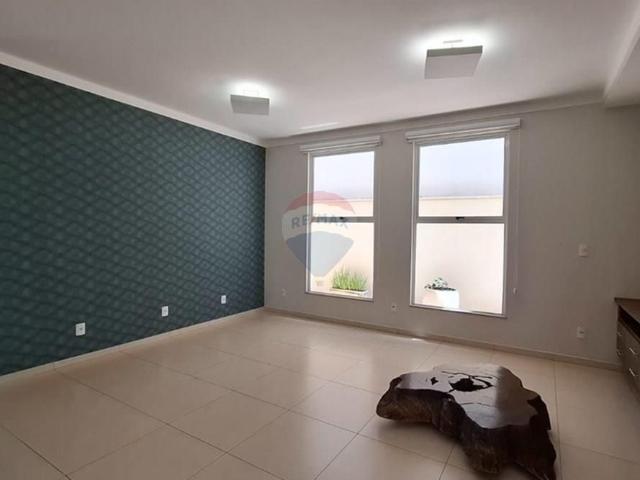 Luxo e Conforto: Casa 3 Suítes no Zpazio Verde