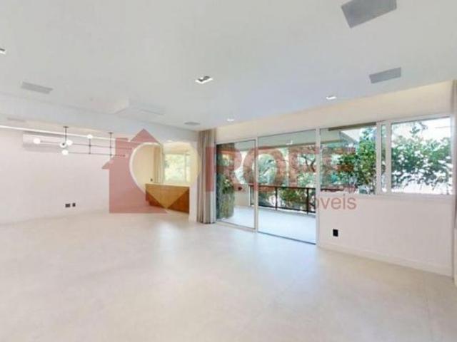 Luxo e conforto: Apartamento Totalmente Reformado! São 3 suítes, 231m² á venda: R$ 7.499.000
