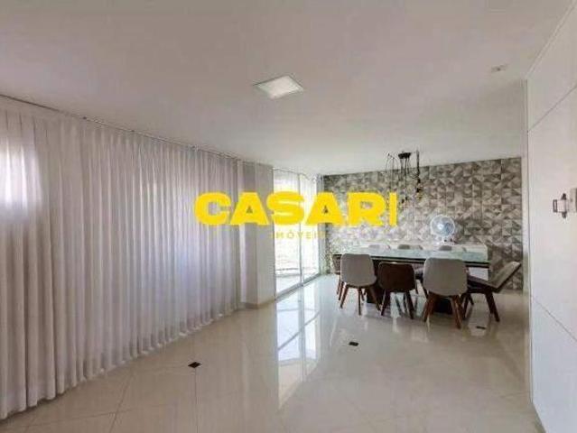 Luxo e Exclusividade no Bairro Jardim – 198m², 4 Suítes e 6 Vagas