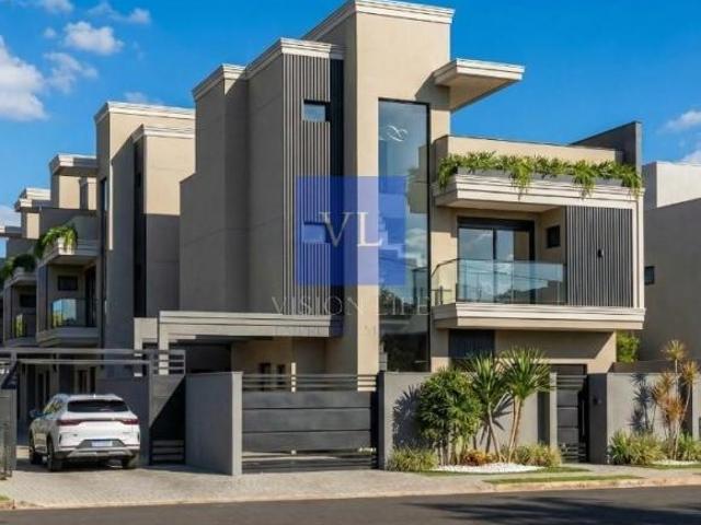 LUXO E EXCLUSIVIDADE NO RESIDENCIAL MONTVILLE III UBERABA, CURITIBA PR: TRIPLEX COM 3 QUARTOS, 1 S