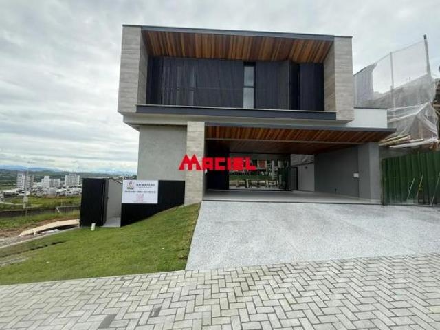 Luxo e Modernidade no Terras Alpha: Sua Nova Casa de Alto Padrão
