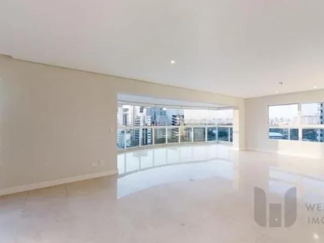Luxo e Sofisticação em Moema: Apartamento de 324m² com Vista Espetacular!