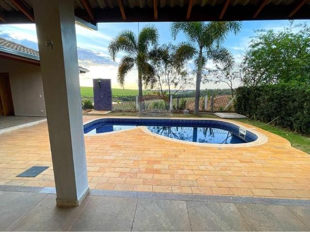 Luxo e Tranquilidade: Casa em Portal dos Lagos