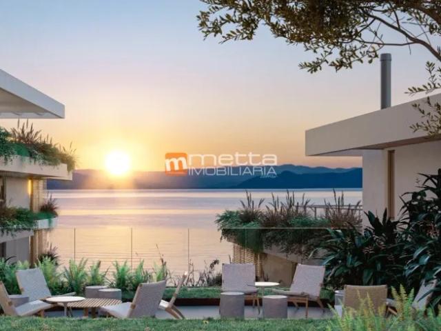 Luxo Frente Mar no João Paulo 193m² Privativos, 3 Suítes, Sacada Gourmet e Infraestrutura de Resor