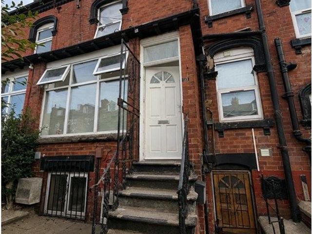Luxor Road, Leeds LS8, 2 bed terraced house to rent, £1,050 pcm | PrimeLocation