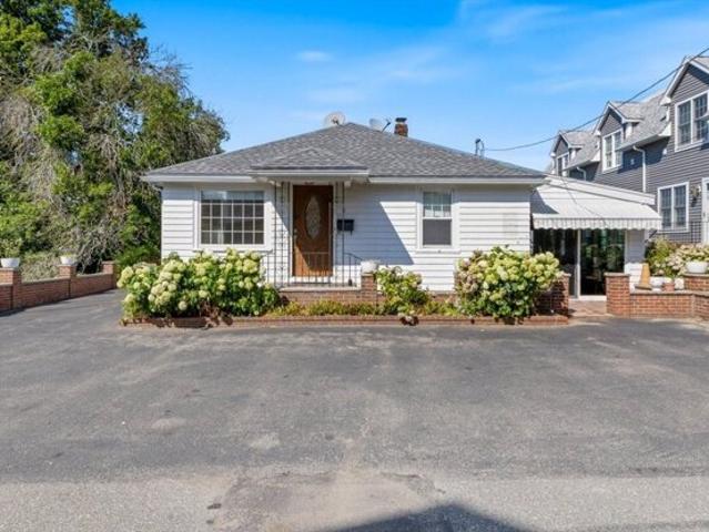 Luzitania Ave, Gloucester, Home For Sale