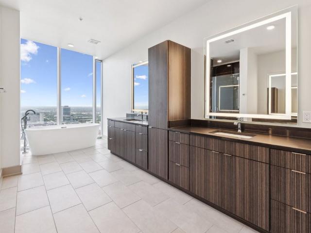 LVL 29 2 Bedroom Apartment for Rent at 6000 Columbus Ave, Plano, TX 75024