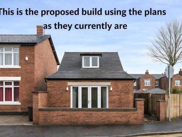Lyme Grove, Stockport, 2 Bedroom Detached