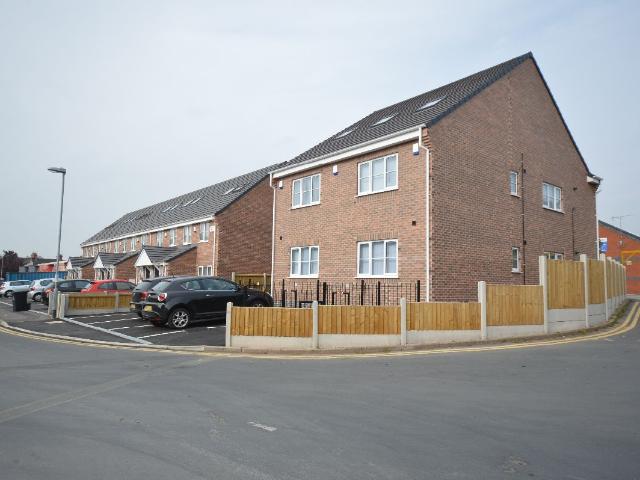 Lyme Valley Road, Newcastle Under Lyme ST5, 2 bed flat to rent, £563 pppm | PrimeLocation