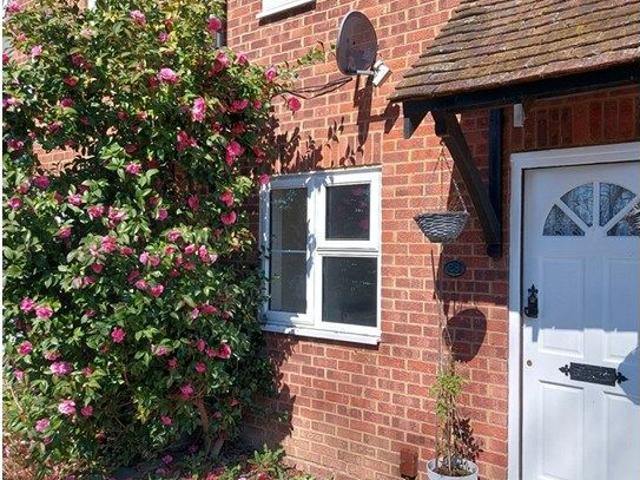 Lymington Court, Maidstone ME15, 1 bed end terrace house to rent, £950 pcm | PrimeLocation
