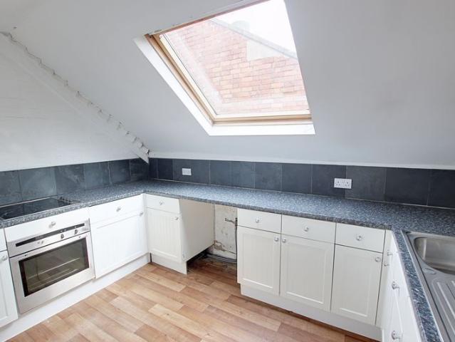 Lymore Gardens, Bath BA2, Studio to rent, £800 pcm | PrimeLocation