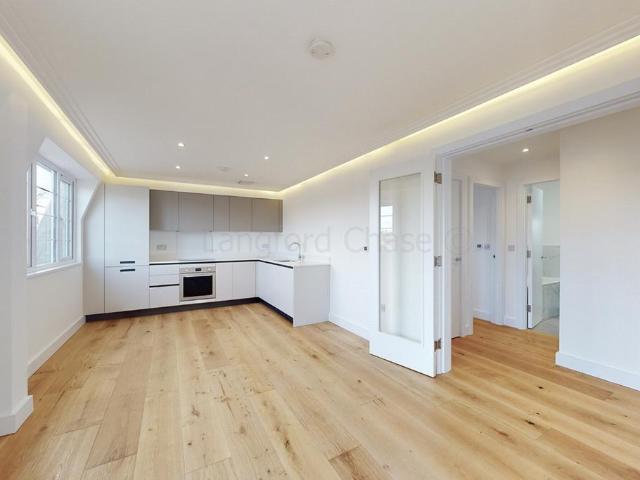 Lynton Court, Horn Lane, Acton, W3 2 bed apartment to rent £2,200 pcm £508 pw