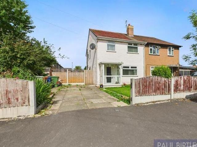 Lynton Avenue, Flixton, 3 Bedroom Semi detached