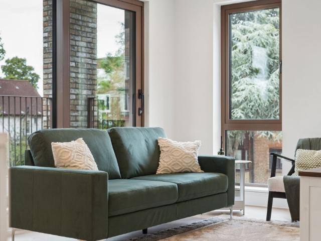 Lynton Road, Acton W3, 2 bed flat to rent, £3,500 pcm | PrimeLocation