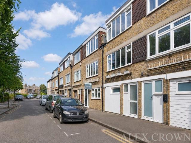 Lynton Road, Crouch End N8, 3 bed terraced house to rent, £2,800 pcm | PrimeLocation