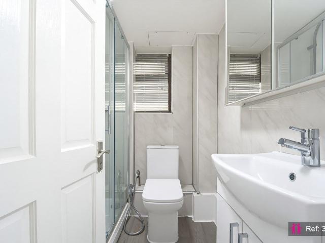 Lynton Road, London W3, 1 bed maisonette to rent, £1,750 pcm | PrimeLocation