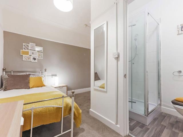 Lynton Road South, Gravesend DA11, Room to rent, £675 pcm | PrimeLocation