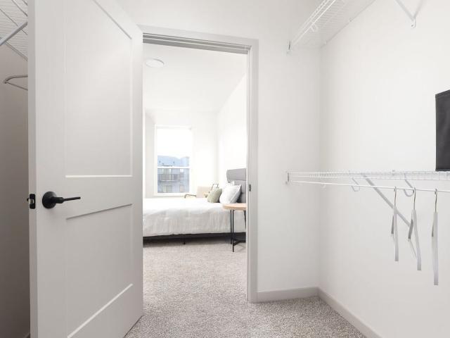 Lynvue Studio Apartment for Rent at 6445 Lyndale Ave S, Richfield, MN 55423 Northwest Richfield