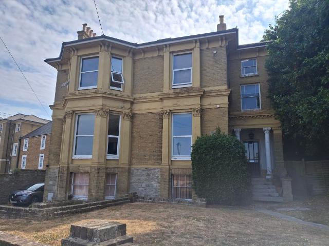 Lynwood House, Ryde PO33, 1 bed flat to rent, £850 pcm | PrimeLocation