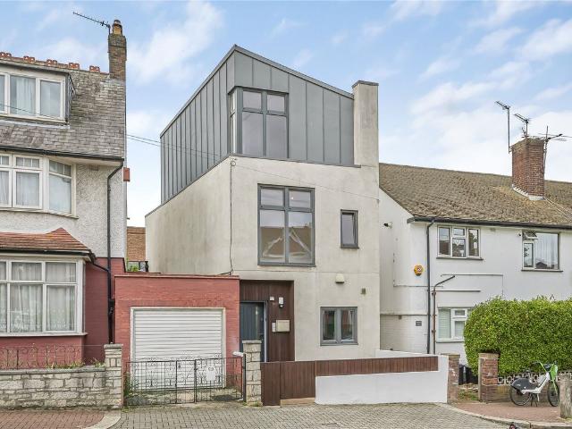 Lynwood Road, London SW17, 5 bed detached house to rent, £5,000 pcm | PrimeLocation