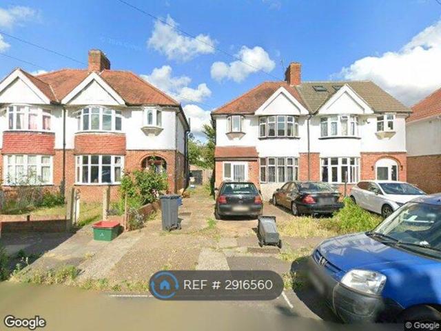 Lyncroft Gardens, Hounslow TW3, 3 bed semi detached house to rent, £2,600 pcm | PrimeLocation