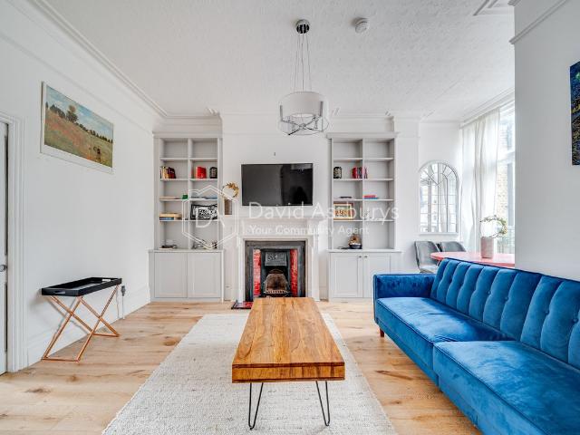 Lyncroft Gardens, West Hampstead, London NW6, 2 bed flat to rent, £3,500 pcm | PrimeLocation